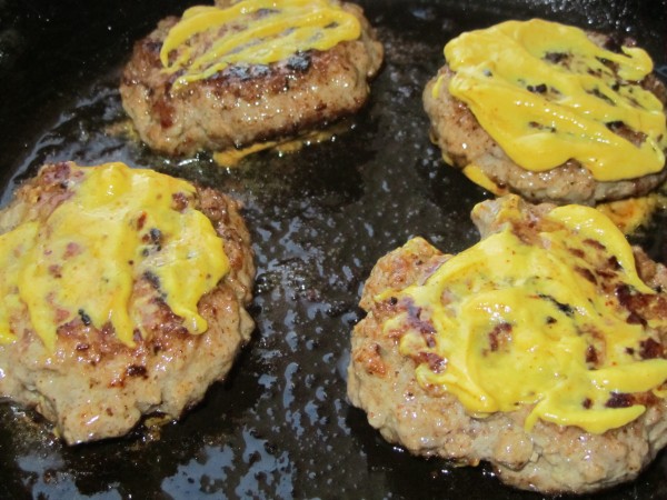 INSANITY BURGER – HOME MADE – A LA JAMIE OLIVER | Reţete rapide, uşoare ...